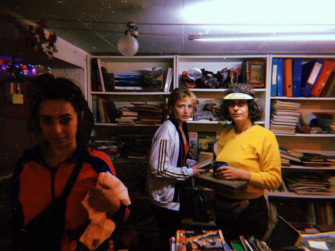 Alice + Belmont Witch + Vin de Sprite (coorga avec Cartelle) - Des Pies ...